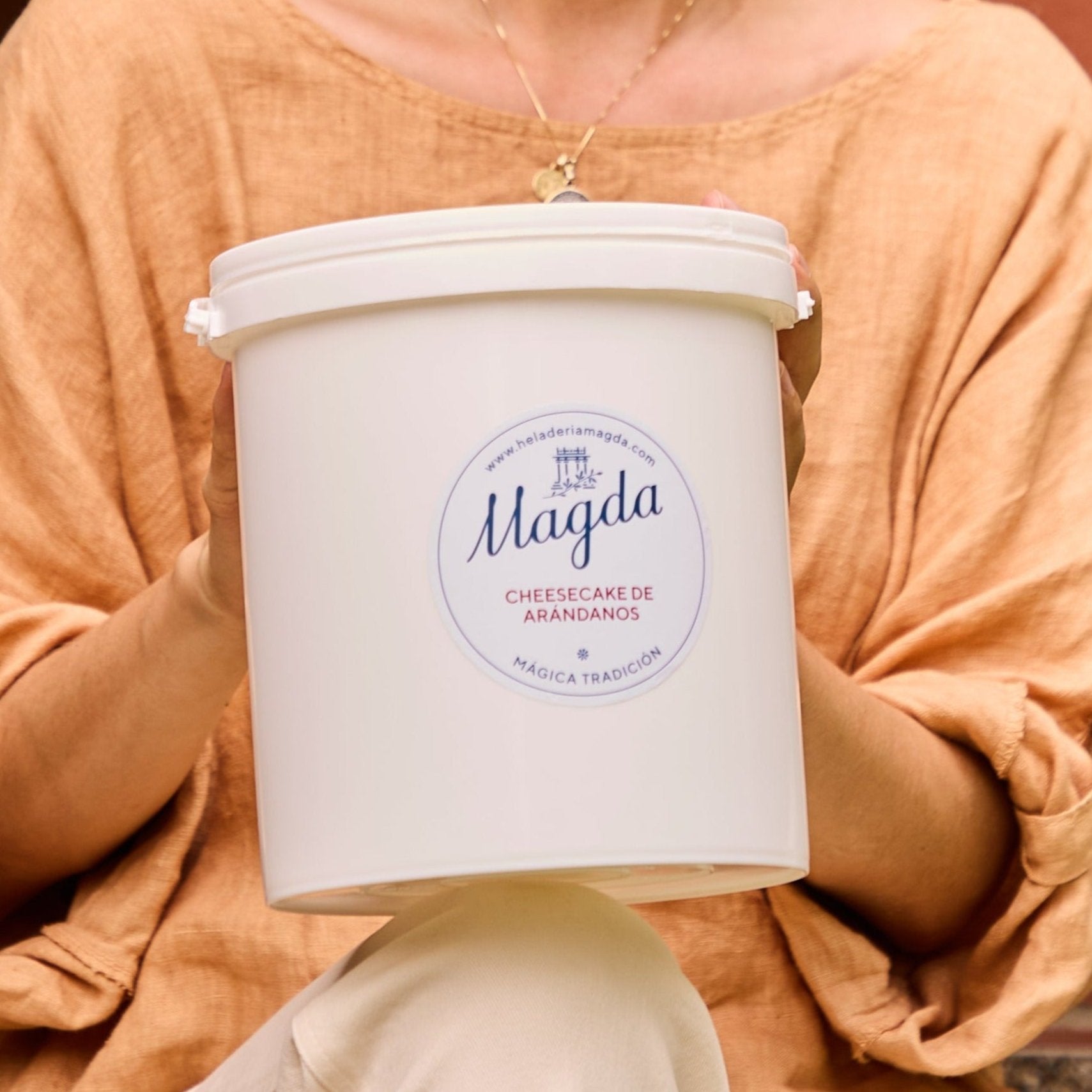 Pote de helado de 4 litros – Heladería Magda
